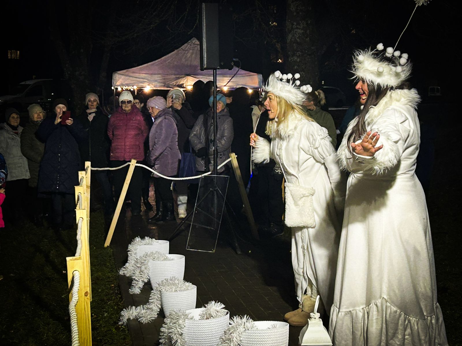 Ziemassvētku egles iedegšana Liepā 03.12.2025. - priekuli.lv